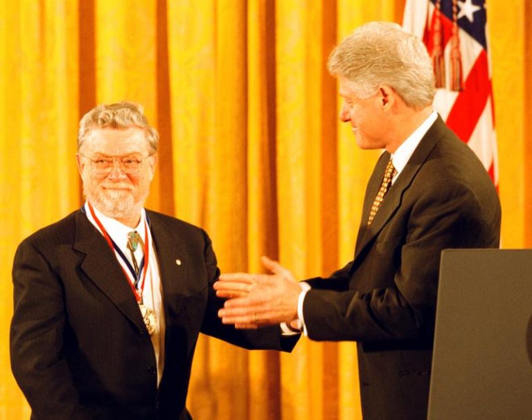 Don L. Anderson - National Science and Technology Medals Foundation